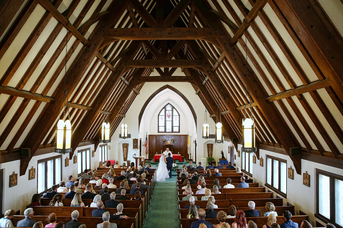 Avalon Wedding Ceremony of Hilary + Derek | Marie Labbancz Photography